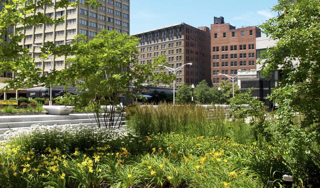 Center Plaza - Mahan Rykiel Associates